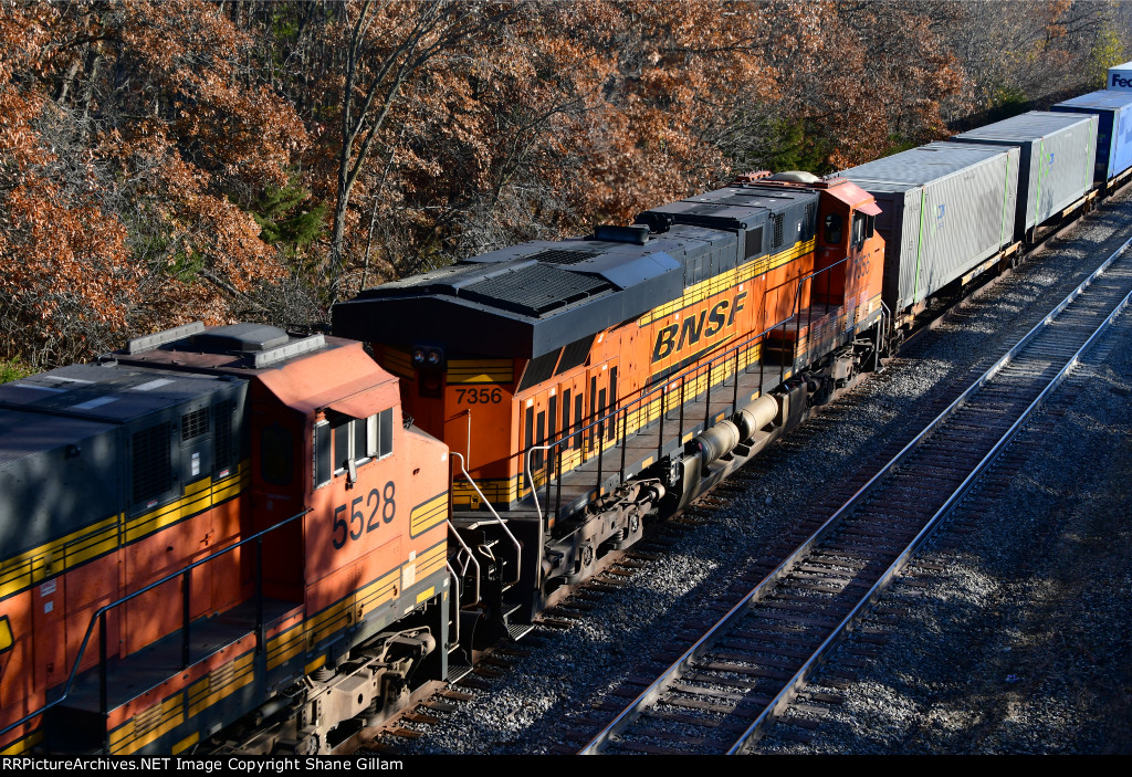 BNSF 7356 Roster shot.